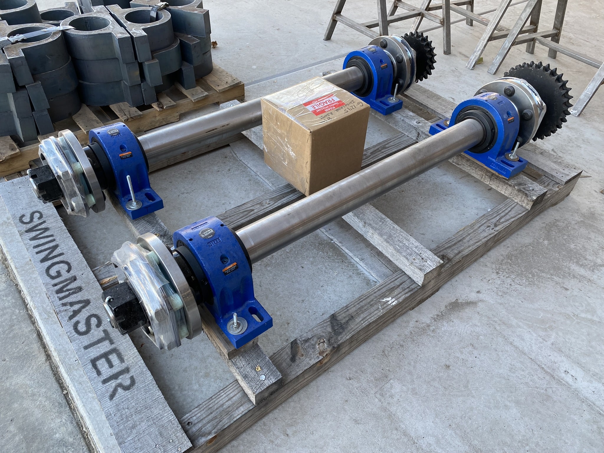 Maintenance-Free Axle Assemblies - Swingmaster