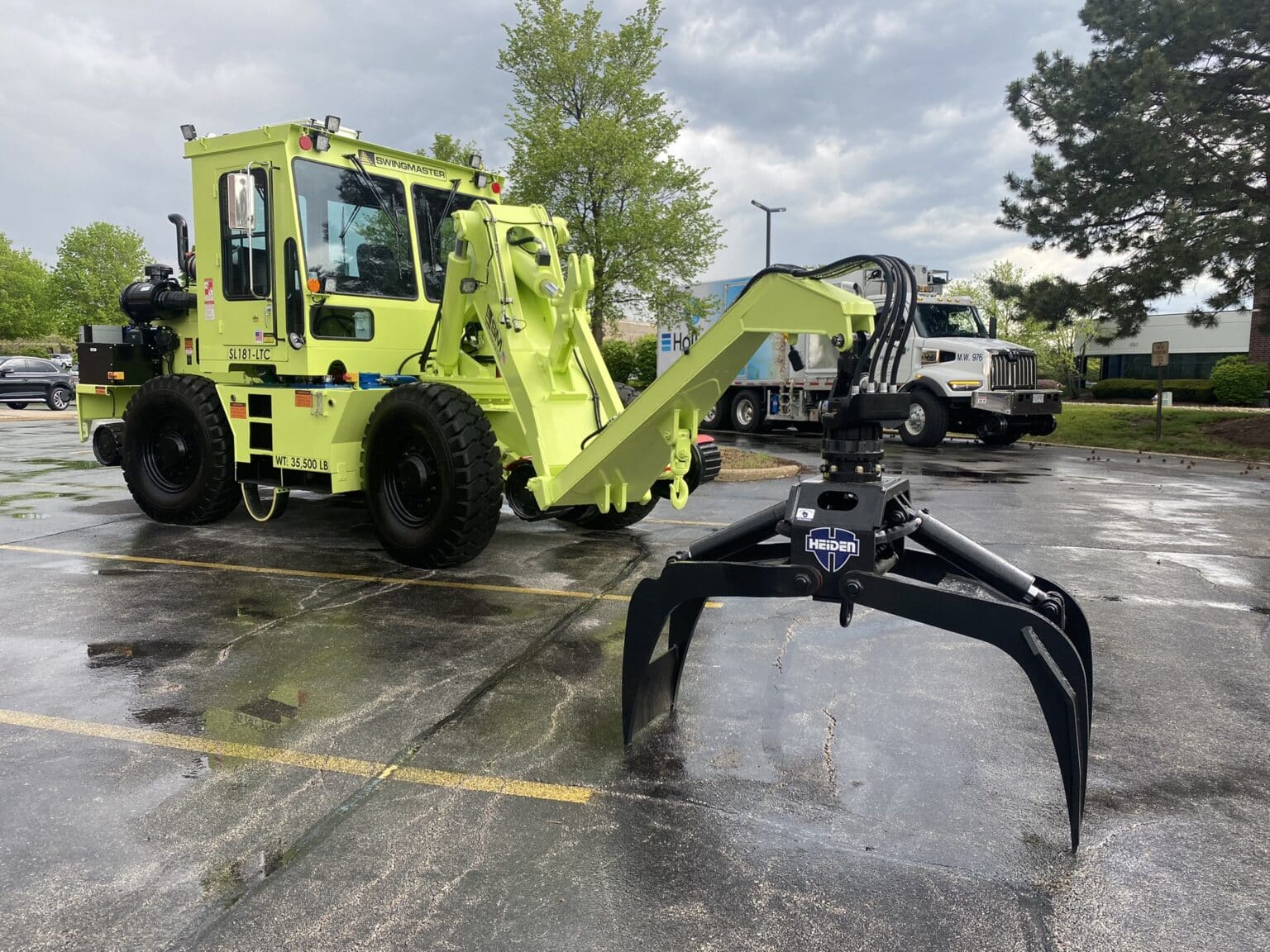 Swingloaders & Heavy Duty Lifting Equipment | Swingmaster